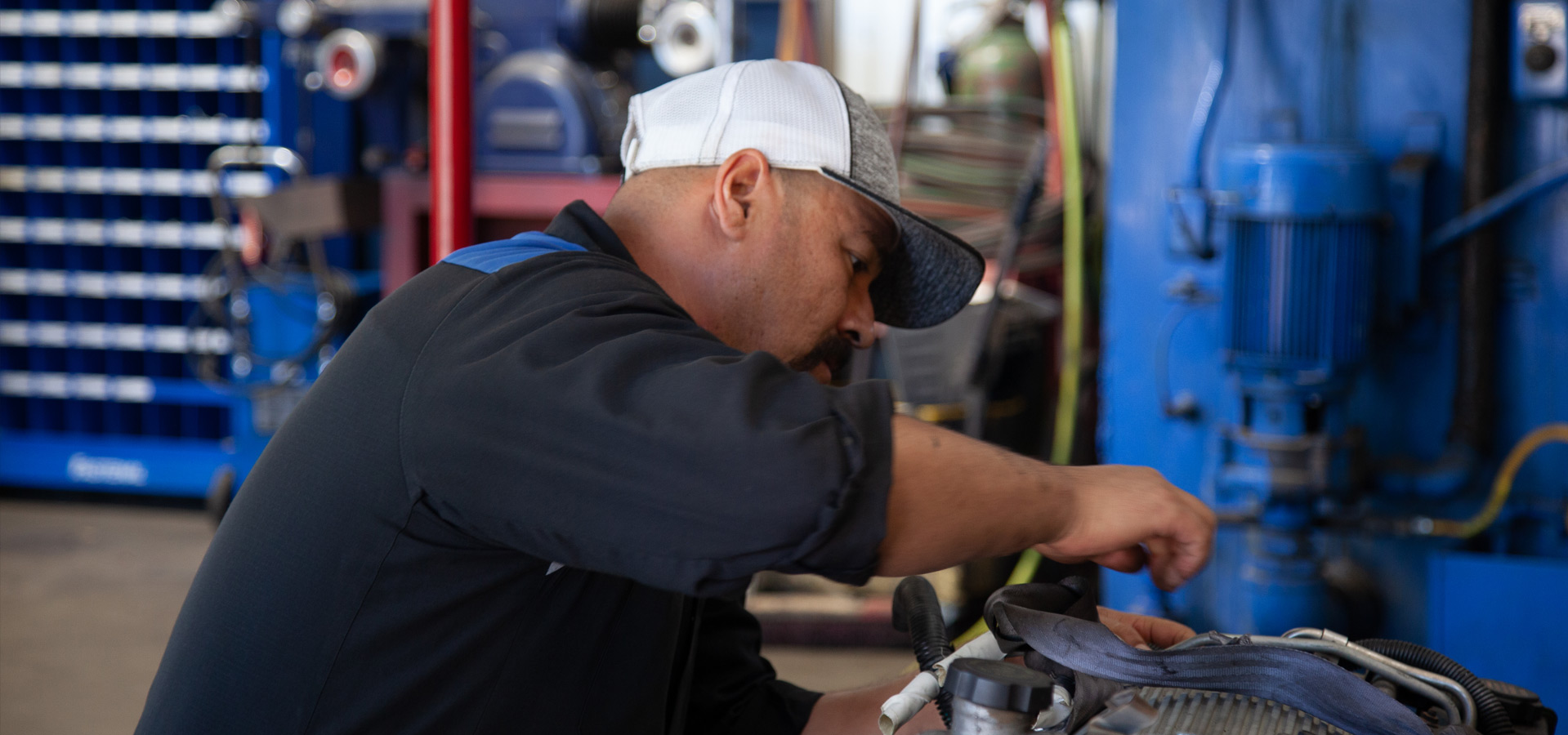 Tom's Transmission & Auto Service | Auto Repair Canyon Country CA | Car ...